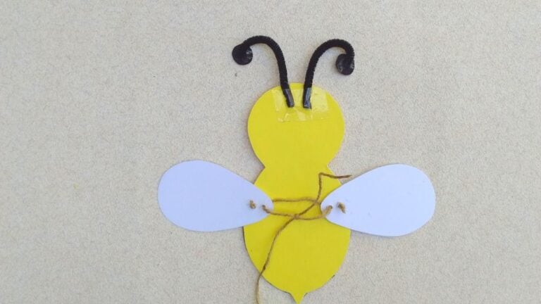 Easy Flying Honey Bee Craft (with Moving Wings)