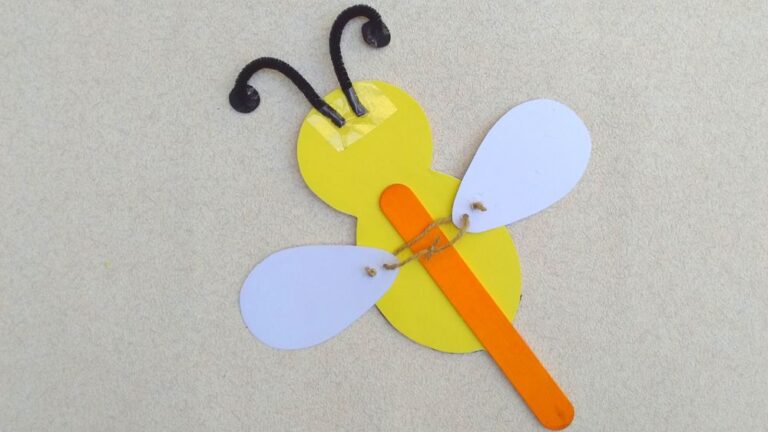 Easy Flying Honey Bee Craft (with Moving Wings)